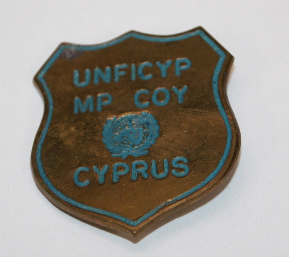 Cypern: UNFICYP MP COY - CYPRUS - Andre militærmærker og medaljer ...