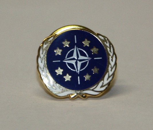 NATO pin - Andre militærmærker og medaljer - Bisgaard og Nielsen